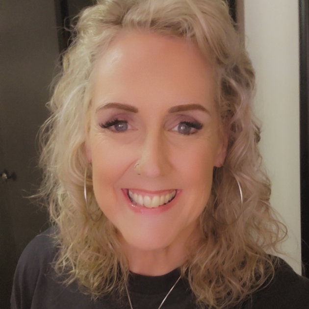 Lisa Weir - Amateur Pickleball Player from Canada